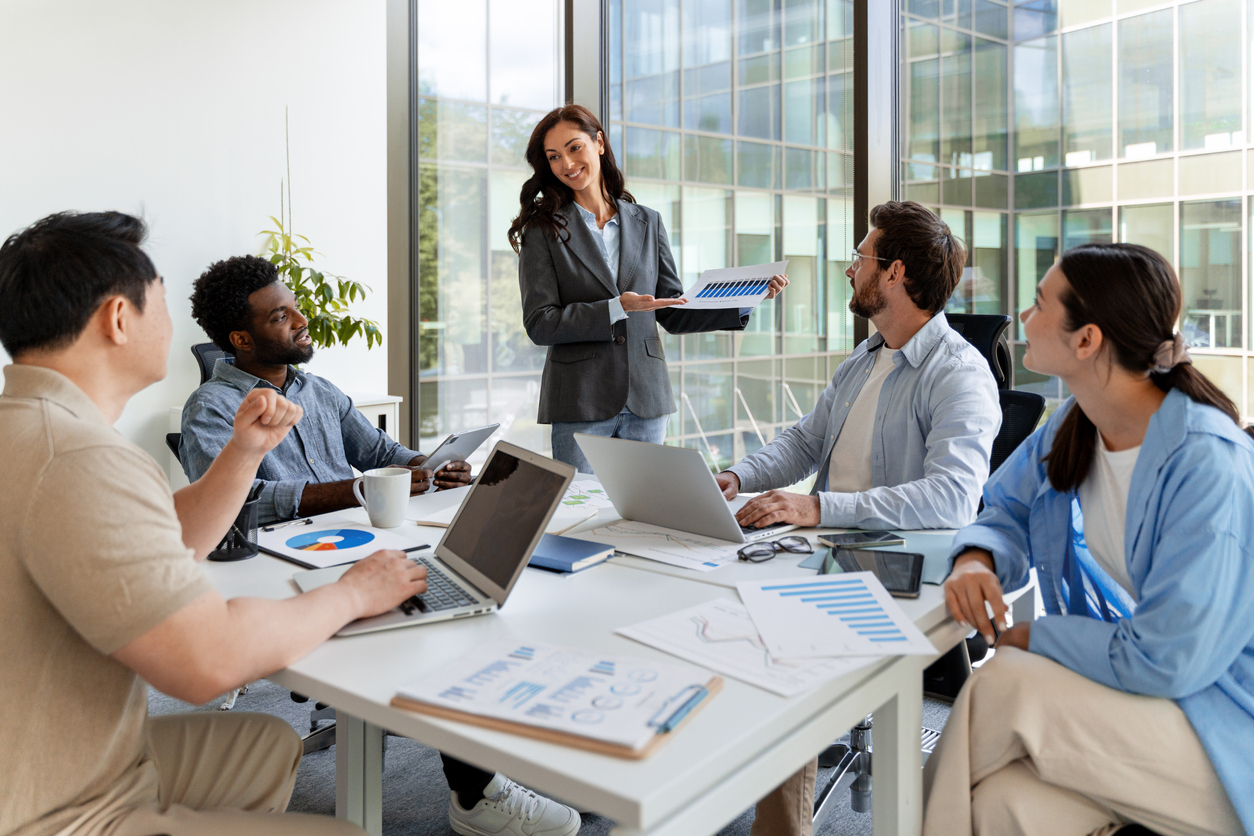 Knowledge Management Governance Models | Bloomfire